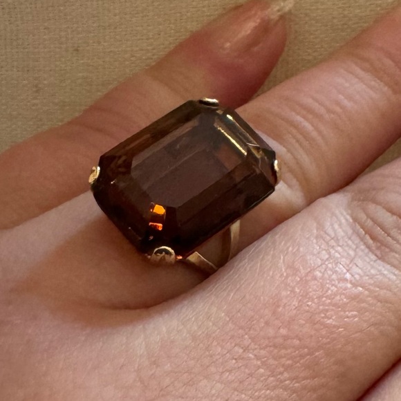 Jewelry | Vintage Avon Brown Goldtone Ring | Poshmark